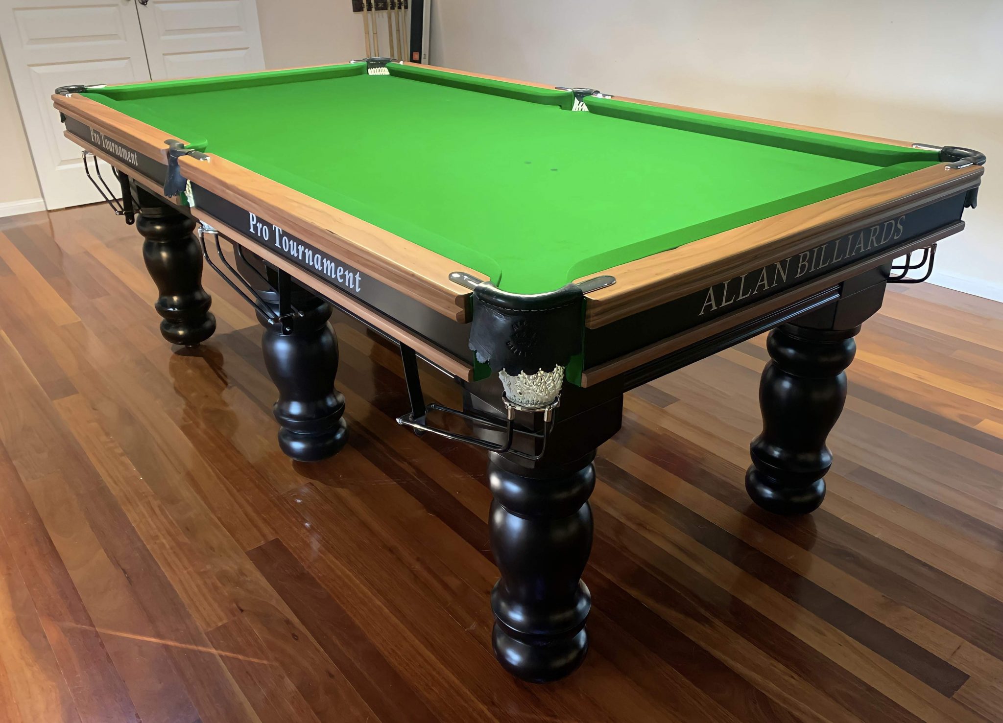 Billiard Table Removals Brisbane | Custom Pool Tables
